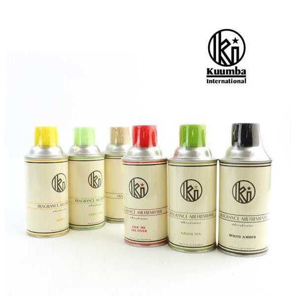 スプレー型の FRAGRANCE AIR FRESHENER です。従来のオイルを独自の製法でスプレー缶に入れて、完成したエアーフレッシュナー。空間や布地などに吹きかけると、それぞれのネーミングからイメージした香りが楽しめます。車の中やトイ...