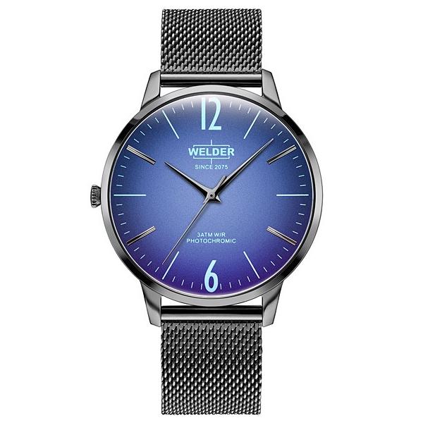 [サイズ]フェイス：約φ42mm（リューズ除く）[色]ケース：ガンメタルストラップ：ガンメタル[素材]ケース：ステンレススティール（PVD）風防：フォトクロミック加工ミネラルガラスストラップ：ステンレススティール（PVD）[ムーブメント]ク...