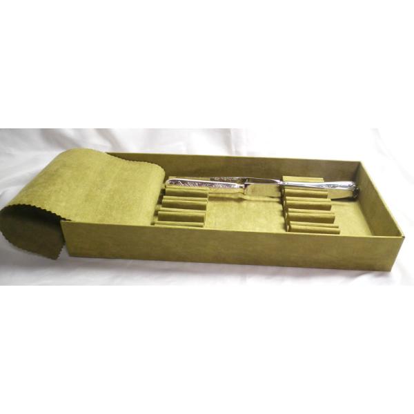 クリストフル製シルバーの変色収納ボックス（カトラリーは含みません）。引き出し収納変色防止ボックスＬ（約34.5ｘ16.5ｃｍ、高さ約5ｃｍ　ナイフ12ピース用）長さ約34ｃｍまでのサービングアイテムやナイフ（テーブルナイフ、ステーキナイフ、...