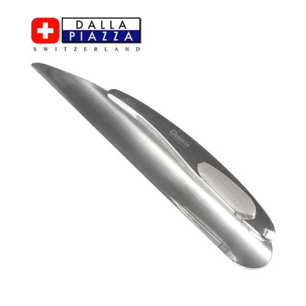 パンくず掃除におすすめのデコラ　テーブルスイーパー（ダストパン、ダストペン）です。テーブルクロス上に散らばったパンくずをスマートに掃除する事ができます。【ダストパン】【ポケットダストパン】【ダストペン】【パンくず掃除】【クランブスクレイパー...