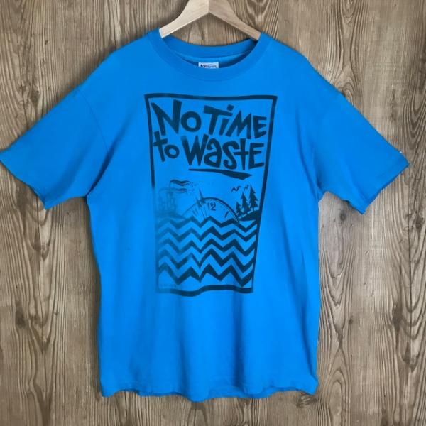 【アイテム】USA製 90s VINTAGE No Time to Waste グラフィック アート デザイン プリント  Tシャツ メンズ XLサイズ  90年代  ヴィンテージ ビンテージ   古着 e24060318【コンディション】...