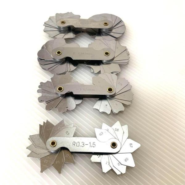 R0.3-1.5R1-6.5R7-14.5R15-25 各葉にはっきりとマークされていて、どの葉が必要かを識別しやすい仕様です。凸面と凹面の両方でチェックすることが出来ます。