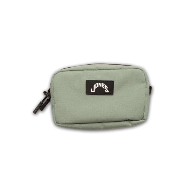 Color : Sage LeafMaterial  : Recycle Rip-Stop nylonSize : 幅約17.5cm、マチ約5cm、高さ約11cm 　