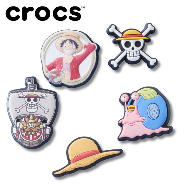 ONE PIECE コレクションのルフィ ジビッツ5パックが登場。 サウザンド・サニー号をモチーフにしたチャームを2点はじめ、モンキー・D・ルフィの麦わら帽子、麦わらの一味の海賊旗マーク、電伝虫、 そしてロープとアンカーで縁取られたルフィの...