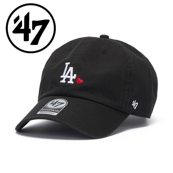 ミニロゴに控えめなハートを配したクリーンアップベースランナーモデル。47CLEAN UPは、柔らかいクラウンとカーブしたバイザーの定番シルエットのアジャスタブルキャップ。サイズ調節が可能なストラップとこだわりが詰まったバックルがフィット感を...