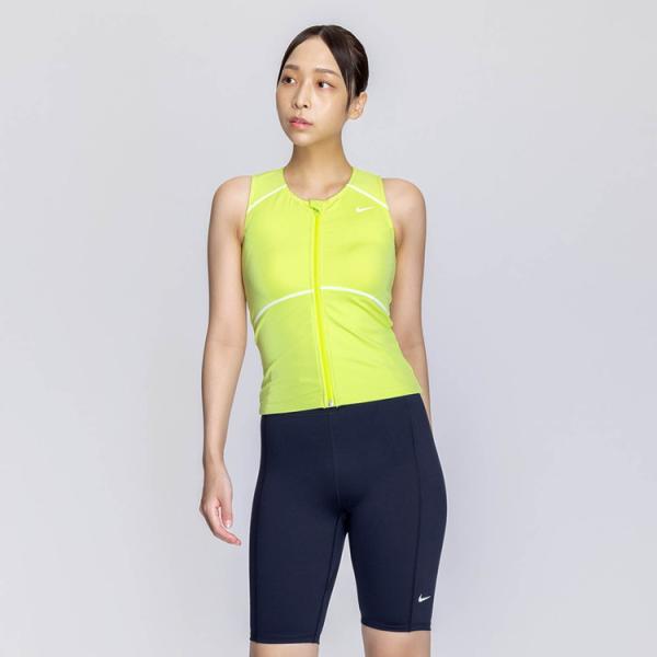 クロップド丈のコンパクトなトップスがヘルシーな印象をあたえる、セパレートタイプのフィットネス水着。トップスはジッパー付きで着脱が簡単、めくれ防止のスナップボタンでトップスとボトムスが留められる仕様。ブラカップ付属。ボトムスは裏地付き、長めの...