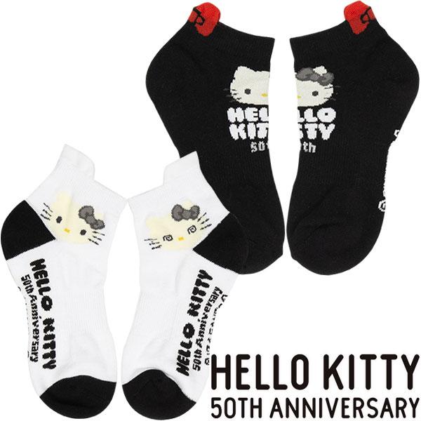 HELLO KITTY ハロー・キティ 50周年 50th Anniversary SANRIOスニーカーソックスハローキティ生誕50周年のアニバーサリー シリーズ身長はりんご5個分、体重はりんご3個分。世界中で愛されるキャラクター、ハロー...