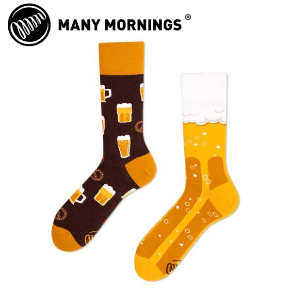 MANY MORNINGSは、靴下製造が100年以上も続いている” AleksandrowLodzki”というポーランドの靴下の首都と呼ばれている町を本拠地として、2014年に設立されたソックスブランドです。この地域に住むほとんどの家庭は代...