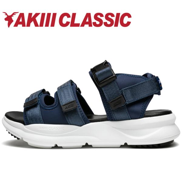 アキクラシックは2007年ライフスタイルスポーツブランドとして誕生。個人が持っている様々なアイデンティティ「all kinds of identity」を意味し、既存の概念に囚われない、ファッションとスポーツがハイブリットした、新しいライフ...