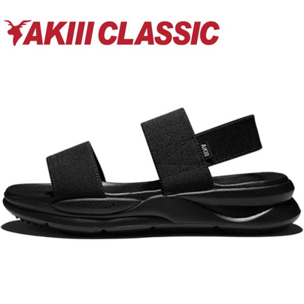 アキクラシックは2007年ライフスタイルスポーツブランドとして誕生。個人が持っている様々なアイデンティティ「all kinds of identity」を意味し、既存の概念に囚われない、ファッションとスポーツがハイブリットした、新しいライフ...