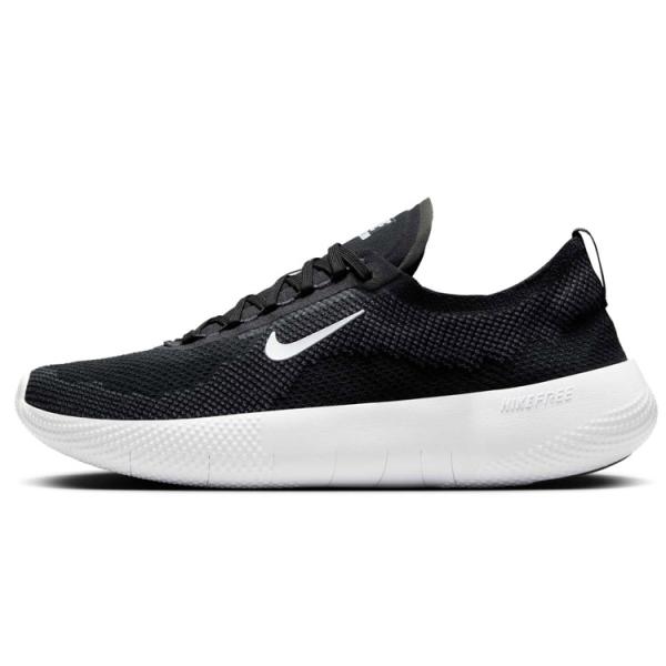 普段使いに適したランニングの人気アイテムが、進化して復活。 ナイキ フリー ラン 2025は、Flyknit構造のアッパーが長距離でも快適な走りを実現。必要な部分の伸縮性と通気性をこれまで以上に確保します。 アウトソールのパターンが足の動き...