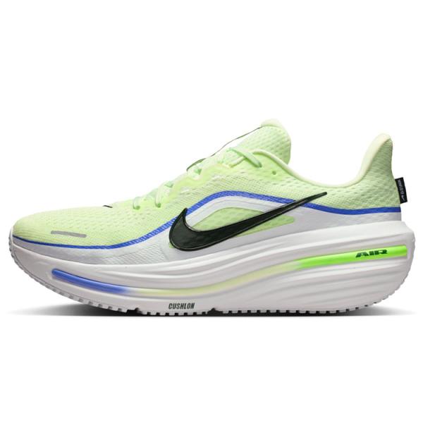 ウィンフロー12でパワフルな走りへ。Nike Airユニットと厚みのあるCushlon 3.0フォームを組み合わせ、反強化された反発力と一貫したクッショニングの完璧な組み合わせを実現しました。上部には通気性に優れたメッシュを採用。快適なフィ...