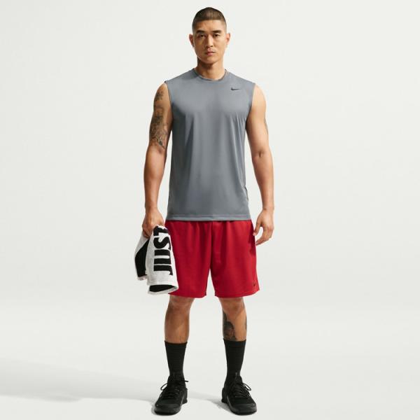 Nike Dri-FITテクノロジーが、肌から汗を逃がしてすばやく蒸発。さらりと快適な状態をキープ。More Details通気性に優れたニット素材ポリエステル100％洗濯機洗い【メーカー取り寄せ商品】 こちらの商品はメーカー手配の為、完売...