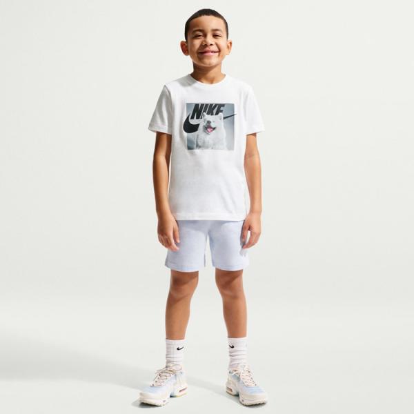Nike基準で仕立てた、パーフェクトなTシャツ。適度なボリュームで程よいドレープを備えたコットンTシャツ。毎日着たくなる、クローゼットのマストアイテムです。本体:綿 100%【メーカー取り寄せ商品】 こちらの商品はメーカー手配の為、完売の場...