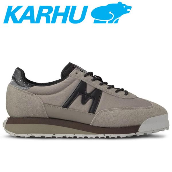 メスタリ・コントロールは堅牢で滑りにくいアウトソールを採用したカルフ最新モデル。80年代初期のAlbatrossに見られる斬新なトラクションパターンを採用し、カルフのデザインチームは、このユニークなアウトソールを再構築。より頑丈なメスタリ「...