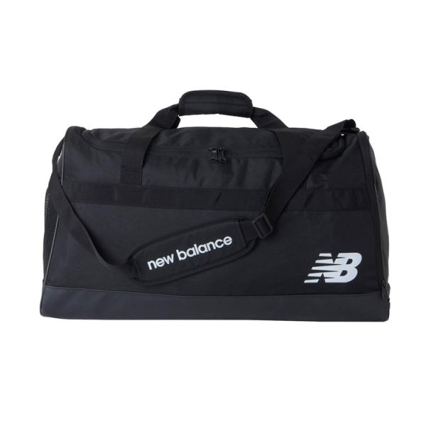 チームの遠征時に活躍する容量70Lのダッフルバッグです。大きく開くメインルーム内の多様なポケットに加え、下部にコンパートメント、片側にメッシュポケットを備えています。底部はコーティング&amp;パッド仕様で耐久性と保護性を高め、長さ調整可能...