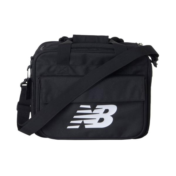 チームに必須のメディカルショルダーバッグ。救急時に素早くアクセスできるように本体ルーム、背面ルームには開閉しやすいダブルファスナーを採用。必要なものを整然と仕分けして収納できるポケットや仕切りを設けています。メインファブリックは600Dポリ...