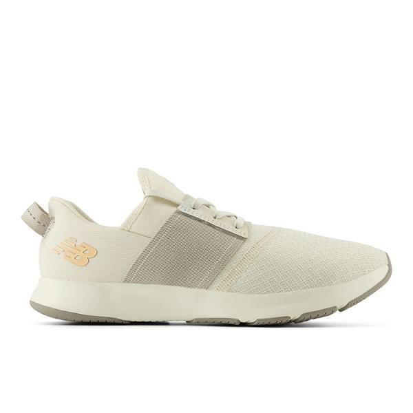 あらゆる活動のために設計された汎用性の高いモデル「Dynasoft Nergize v3」に、ベーシックカラーの新色が登場。DYNASOFTミッドソールとメモリインソールがソフトな履き心地を実現し、接地量の多い範囲にラバーアウトソールを配置...