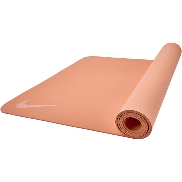軽量で持ち運びに優れたヨガマット。グリップ力のある素材で、ポーズをしっかりとサポート。リバーシブルデザイン。 サイズ: 66cm×180cm80% TPE・20% ポリエチレン【メーカー取り寄せ商品】 こちらの商品はメーカー手配の為、完売の...