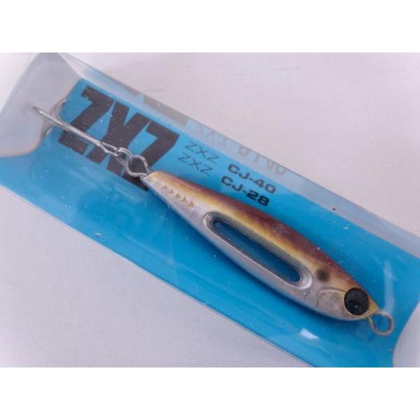 メーカー：ドリームウィル 商品名：ＺＸＺ キャスティングジグ CJ-28長さ約６．５ｃｍ（アイ含まず）フック：イーグルクロー社ソルトウォーター対応メッキフック仕様※ボディーの穴はケミホタルを入れる穴ではございません。