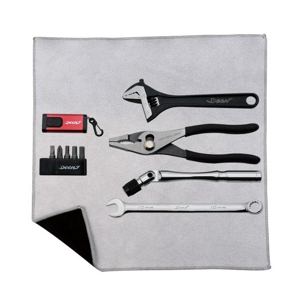 車載スペースがほぼ無い車両用の省スペース最優先の入組みです。国産車で採用の多い通常のボルトとキャップボルトに絞って組込しました。ビットはHEX 1/8,5/32,3/16,7/32,1/4。通常のボルトナットはモンキーにて作業するイメージで...