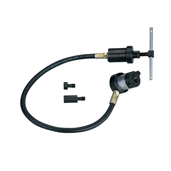 セット内容クランクプーリープラー(ストローク量：20mm)、出力シリンダーアダプタ(長サイズ・短サイズｘ各1コ)重さ(kg)：1.7補助部品：CPU12油圧式により強い力が得られます。遠隔操作のため、狭いエンジンルームで駆動工具を回す必要が...