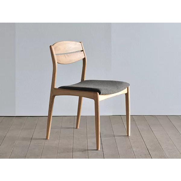 シキファニチア / シキファニチャー (SIKI) アームレスチェア ユーロ (EURO) 4材種対応：レッドオーク/ホワイトオーク/ブラックチェリー/ウォルナット座面張地選択可能受注生産送料無料 (玄関前配送) 北海道、沖縄、離島は別途お...