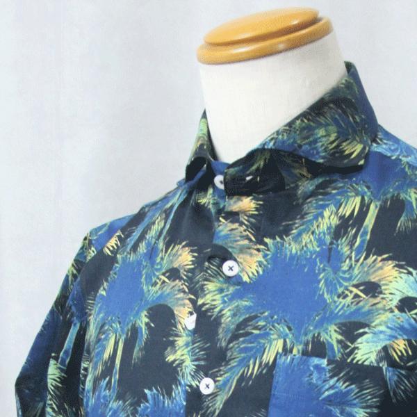 バラシ春夏半袖シャツメーカー希望小売価格　税込￥22,000+税  　　　 肩幅 胸囲 着丈46(Mサイズ) 45cm 112cm 73cm48(Lサイズ) 47cm 116cm 75cmすごく細い番手を使った薄い素材のシャツが柔らかく着心...