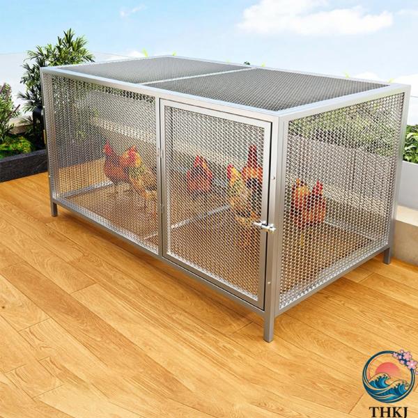 商品の寸法:100長さ x 58幅 x 62高さ cm色:ブラック? 【小動物用ケージ】この鶏用ケージは小動物用に設計されたペットケージで、モルモット、ウサギ、子ウサギ、子猫、フェレット、ネズミ、ハムスター、ハリネズミ、アヒルの子、ひよこに...