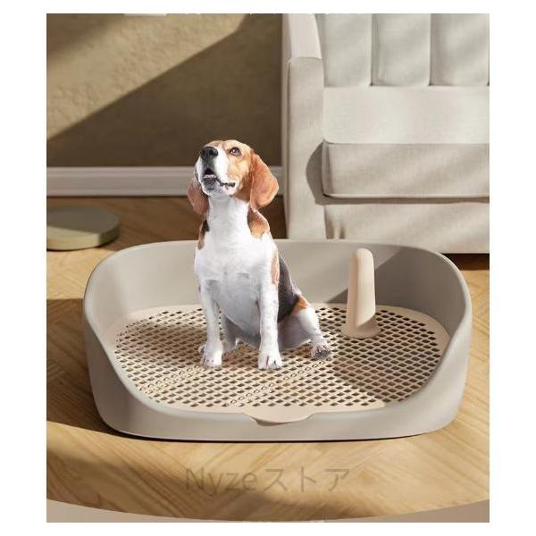 犬のトイレトレーニングに最適♪飛び散り防止高いフチ(囲い)があるので愛犬のおしっこの飛び散りにも効果的です。メッシュのスノコ付きメッシュの下にトイレシーツを敷いて使うのでペットシーツへのいたずらも安心です。※いたずらがなくなればメッシュを取...