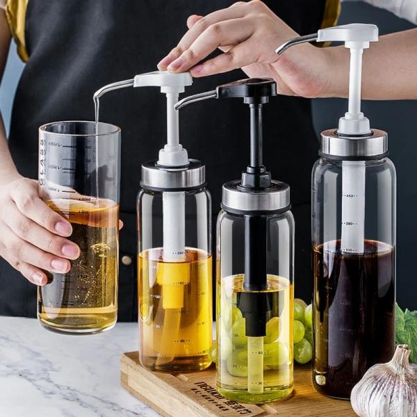 簡単操作：一押しで適量のハチミツやソースが出るプレス式ポンプを採用。スムーズに操作でき、毎日の使用に最適です。 密閉設計：内蔵のシーリングリングにより、瓶を逆さにしても漏れません。内容物の新鮮さを長く保つことができます。 多用途：ハチミツだ...