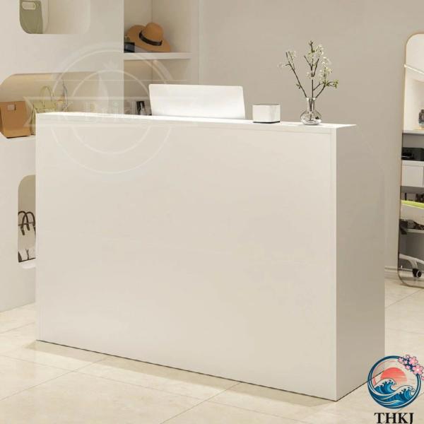 商品の重量:12 キログラム付属コンポーネント:いいえサイズ:?120*36*92cm電池使用:?いいえ商品重量:?12 キログラム? 【高品質な板材】受付カウンターは、E1級の環境にやさしい板材を使用し、耐久性があり、強い耐荷重能力を持っ...