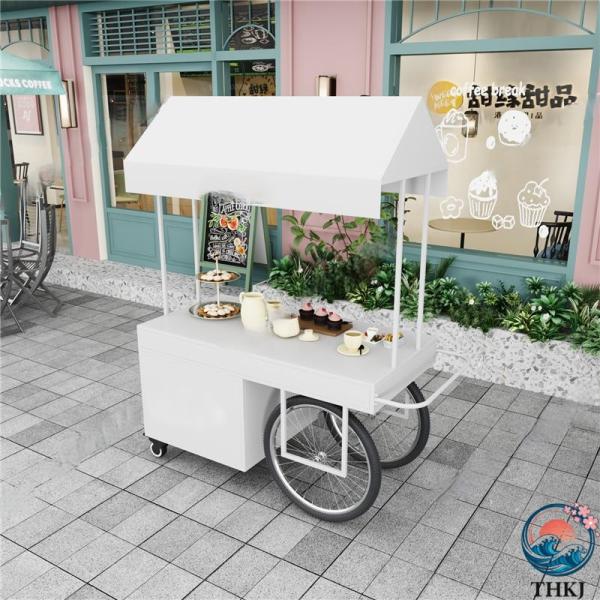 商品名：北欧風アイアン花車（屋台車） 洗練された北欧風のデザインが特徴的なこのアイアン花車は、展示、販売、プロモーションイベントなど、様々なシーンで活躍する多機能な移動式販売車です。シンプルでありながら高級感のある外観は、どんな空間にも調和...