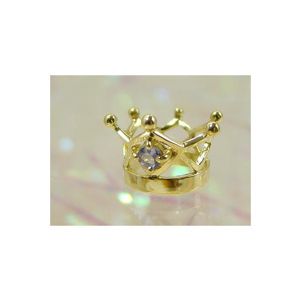 ちいさな王冠がかわいい男の子向きのベビーリング■誕生石：タンザナイト（12月の誕生石）■刻印できる文字数：18文字■刻印できる文字：英数字（大文字）「＆」「スペース」「：」「.」■リング：K18イエローゴールド/縦10mm×横9mm×高7m...