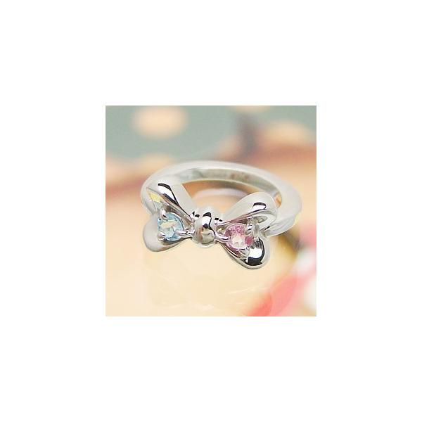 リボンの結び目の左右に天然宝石をあしらったベビーリング■K18ホワイトゴールド/縦約12mm/横約11mm/内側の直径約8.5mm/内周約26.5mm(指にはめる場合は必ずサイズをご確認ください。※サイズ直し・ご交換はできません)■重量：（...