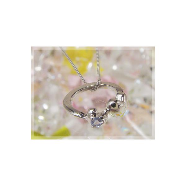 ふたつのカワイらしいハートが寄り添ったベビーリング■誕生石：タンザナイト（12月の誕生石）■刻印できる文字数：16文字×両面（合計32文字）■刻印できる文字：英数字（大文字）「＆」「スペース」「：」「.」■リング：プラチナ900/直径12m...