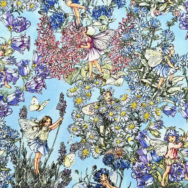 お花とお花の世話をする妖精が生地全体を埋め尽くしています。妖精の羽に銀ラメがあしらってあります。ワンピースやエプロンにいかがでしょうか？ペリウィンクル・フェアリーズ・フラワー・フェアリーズDM3881 PERIWINKL FAIRIES F...