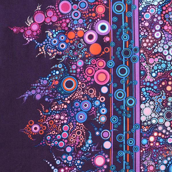 大小様々で色とりどりの水玉が生地全体を埋め尽くしています。生地の片側だけにボーダーが引かれそこから水玉が沸騰したように溢れ出ています。エファヴェスンス・ボイセンベリー&amp;copy; Amelia Caruso for ROBERT K...