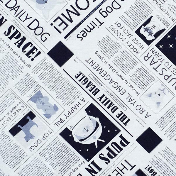 犬の新聞記事だけを斜めにコラージュした様な柄。イラストが可愛いコミック調。英字新聞のカッコよさとイラストの可愛さが同居して、より素敵です。パパラッチ・パップスPUPARAZZI PUPS by Mark Mckeown for S&amp;...