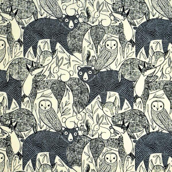 フクロウ、シカ、クマ、うさぎ、キツネ、リス、森の小動物たちクリーム地に黒でモチーフを描いているので、派手さはなく、創造力次第で何を作っても違和感はありません。素材も手縫い、ミシン、どちらにも扱いやすい、コットン100％の肌触りの良いシーティ...