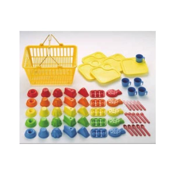 たいやきやケーキ、プリンなどのお菓子をモチーフにした60個の砂型セットです。ケース付きなので、片付け・持ち運びにとても便利です。サイズ：ケース：縦30×横45×高さ24cm重　量：約4kg材　質：ポリプロピレンセット内容：ケーキ、プリン、ド...