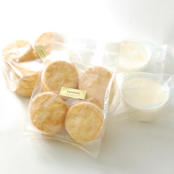 製造工程でよく膨らみ、famfamの通常のパッケージには収まらなくなってしまった商品を詰め合わせました。いわゆるスコーンの”狼の口”が大きく開いた上質なプレーンスコーンの詰め合わせです。純粋蜂蜜をたっぷり使用したしっとりとした食感、やさしい...