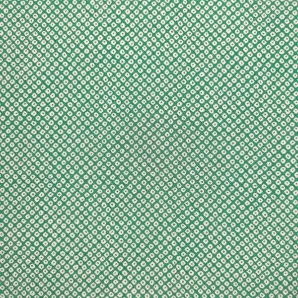 ちりめん細工、ちりめん小物に最適です。衣料用には向きません。洗濯できません。＜ちりめん細工を作る時のポイント♪＞・ちりめん生地のしぼの横目を作品の横にあわせるときれいに仕上がります。・作品が皺にならないためにはよく引っ張って貼り付けてね。一...