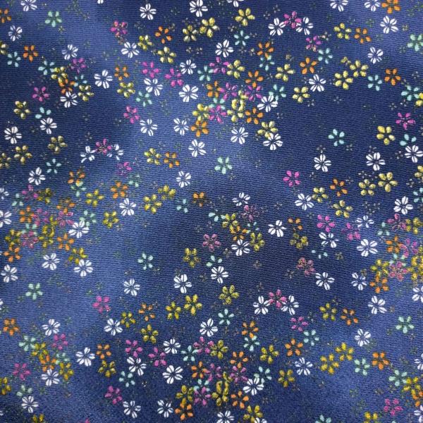 ちりめん細工、ちりめん小物に最適です。衣料用には向きません。洗濯できません。＜ちりめん細工を作る時のポイント♪＞・ちりめん生地のしぼの横目を作品の横にあわせるときれいに仕上がります。・作品が皺にならないためにはよく引っ張って貼り付けてね。小...