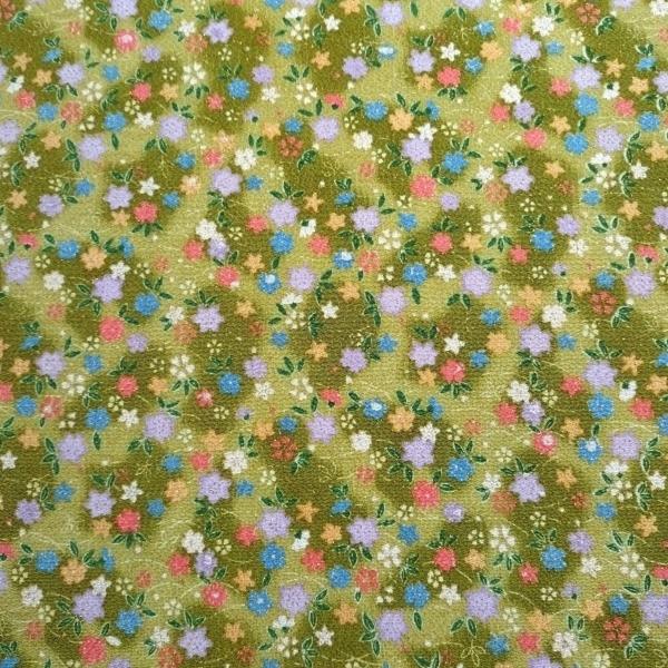 ちりめん細工、ちりめん小物に最適です。衣料用には向きません。洗濯できません。＜ちりめん細工を作る時のポイント♪＞・ちりめん生地のしぼの横目を作品の横にあわせるときれいに仕上がります。・作品が皺にならないためにはよく引っ張って貼り付けてね。赤...