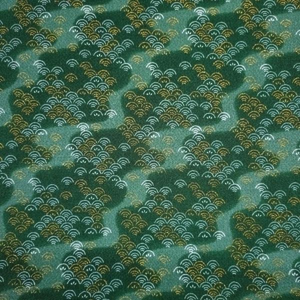 ちりめん細工、ちりめん小物に最適です。衣料用には向きません。洗濯できません。＜ちりめん細工を作る時のポイント♪＞・ちりめん生地のしぼの横目を作品の横にあわせるときれいに仕上がります。・作品が皺にならないためにはよく引っ張って貼り付けてね。材...