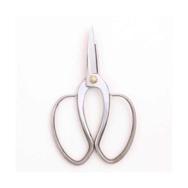 OPEN価格全長サイズ:　約195mm刃渡り:　約70mm重量:　約220g材質:　　刃部:　日立金属ヤスキハガネSLD(冷間ダイス鋼)+鏡面仕上げ　(成形鍛造鋼付け)　ハンドル:　ステンレス[用途]・庭木のお手入れ(細枝の切断、生垣の成形...