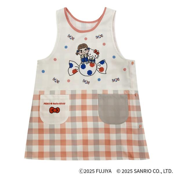 ペコちゃんとキティちゃんのデザインがカワイイエプロンです。被るタイプなのでサッと着れて嬉しい♪大きなポケットがあるのもポイントです！