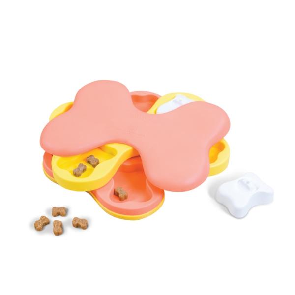 ■商品詳細前脚や鼻でレイヤーを回転させて、おやつをゲット！付属の骨型パーツで難易度をあげ、犬の興味を惹きつけます。ペットの犬種関係なく遊んで頂けます。■サイズW174 × D50 × H260mm■材質ポリプロピレン、熱可塑性エラストマー■...