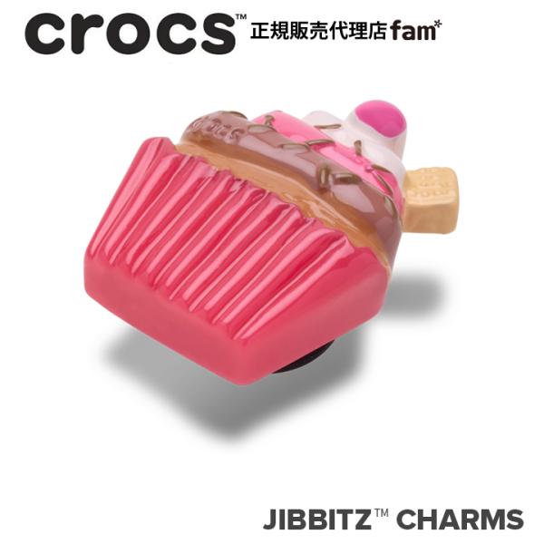 ジビッツホールのあるシューズやアクセサリーに取り付け、自分だけのクロックスにカスタマイズすることができます。ジビッツは土台部分と飾り部分が一体型となっています。一度装着しますと、シューズに取り付け跡が残ったり、ジビッツの取り外しが難しくなる...